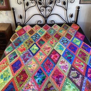 Vibrant Bordered Diamond Quilt Pattern, Kaffe Fassett Fabrics, Bright ...