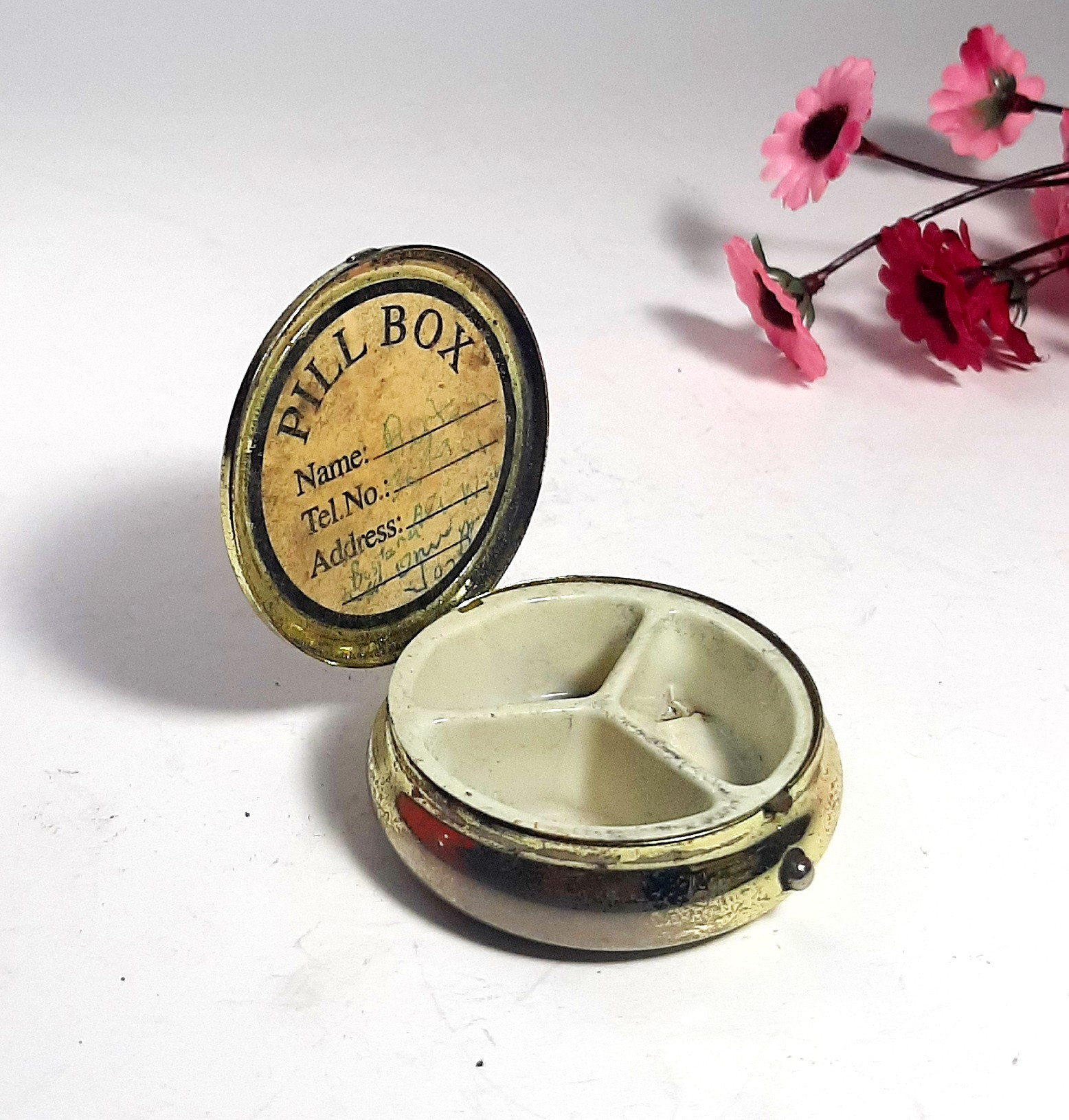 Oval Pill Box, Vintage, Gold Pill Box, New Vintage Pill Box, Collection ...