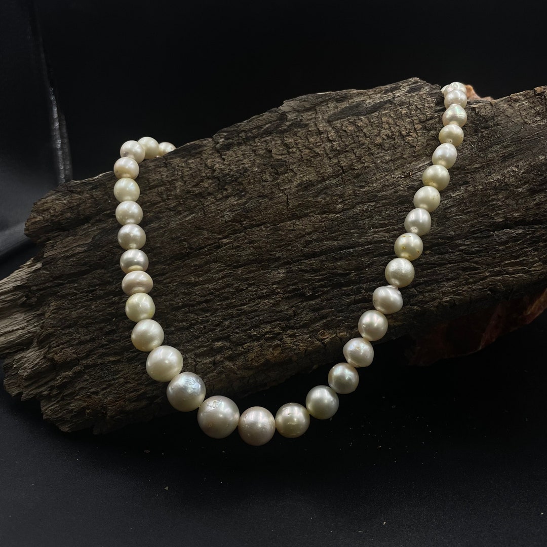 Vintage South Sea Pearl Necklace: White Salt Water Pearls (8.0-13.0 Mm ...