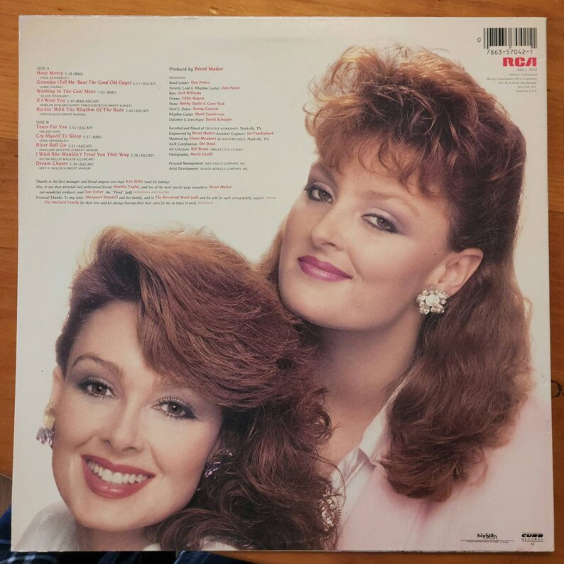 The Judds Wynonna and Naomi Rockin With the Rhythm RCA Records AHL1 ...