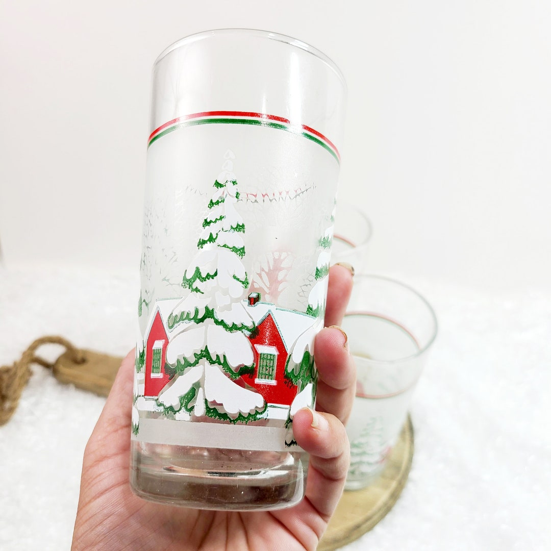 Vintage Christmas Tumblers: Winter Wonderland Holiday Glassware - Set ...