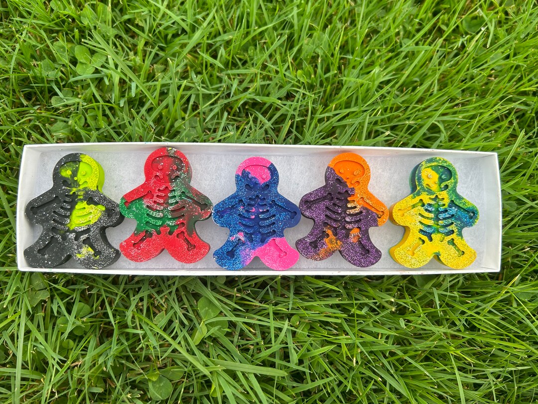 Spooky Skeleton Crayons Set - Etsy