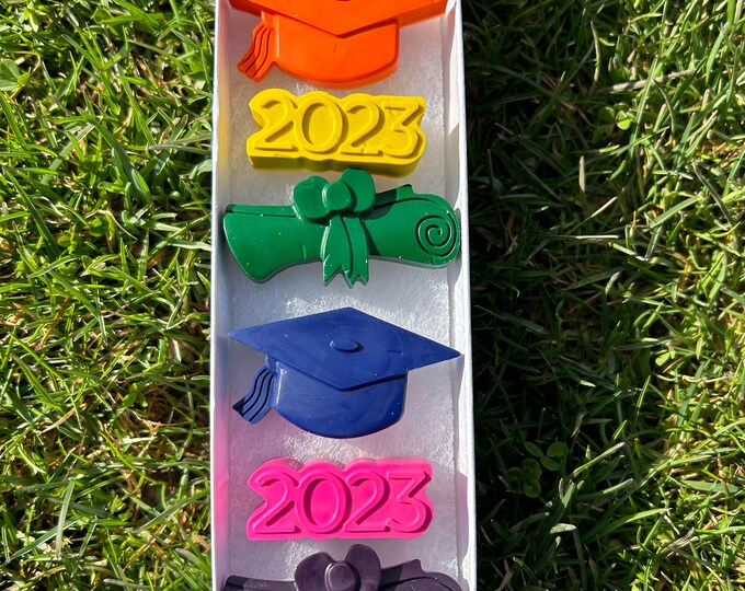 Graduation Crayons, Pre-k Graduation, Kindergarten Graduation ...
