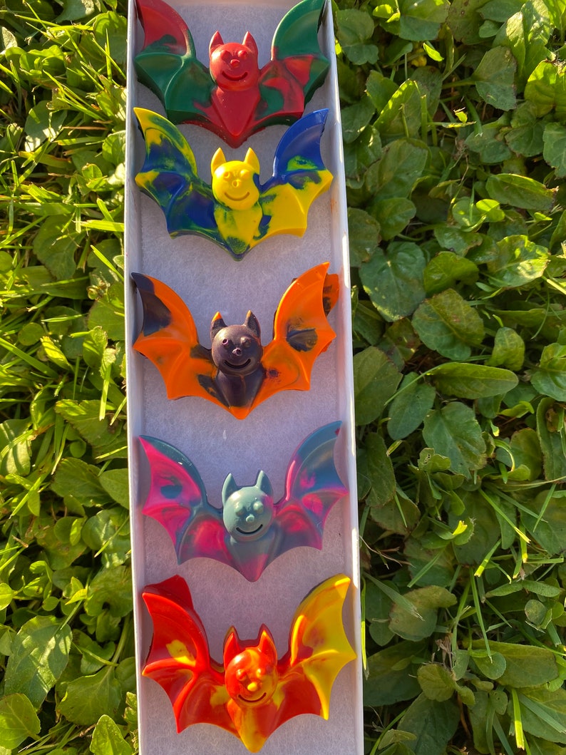 Bat Crayons - Etsy