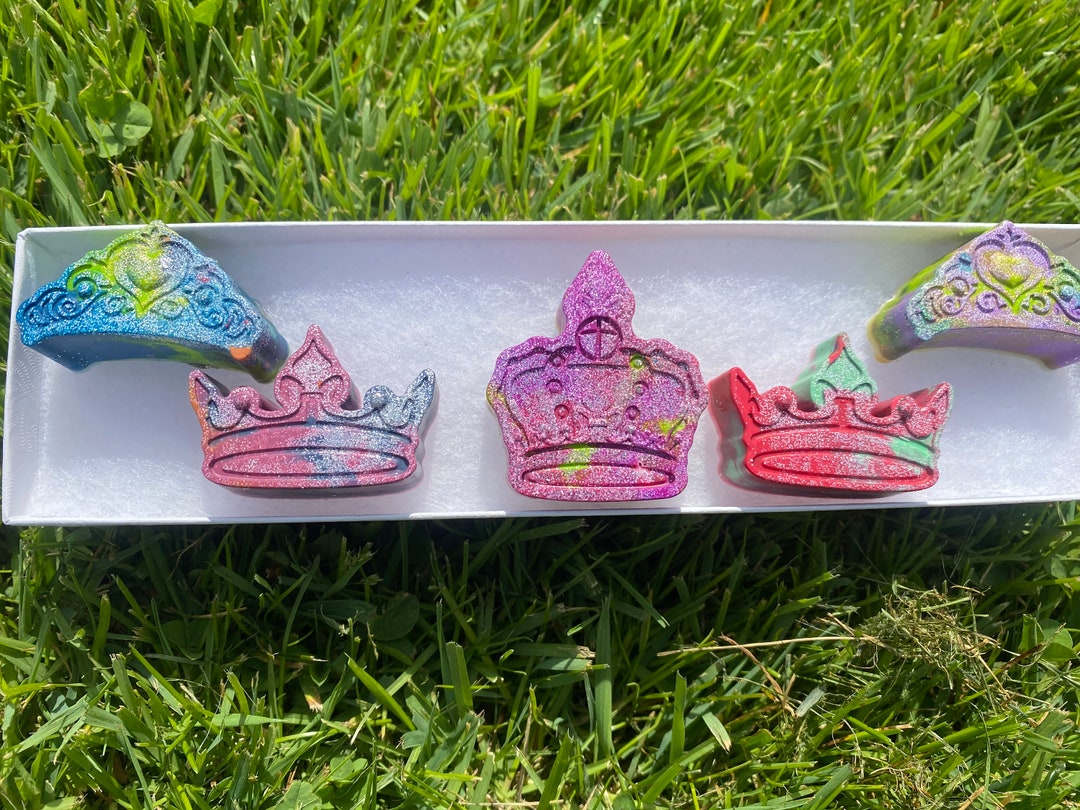 Princess Crown Crayons, Princess Party Favors - Etsy