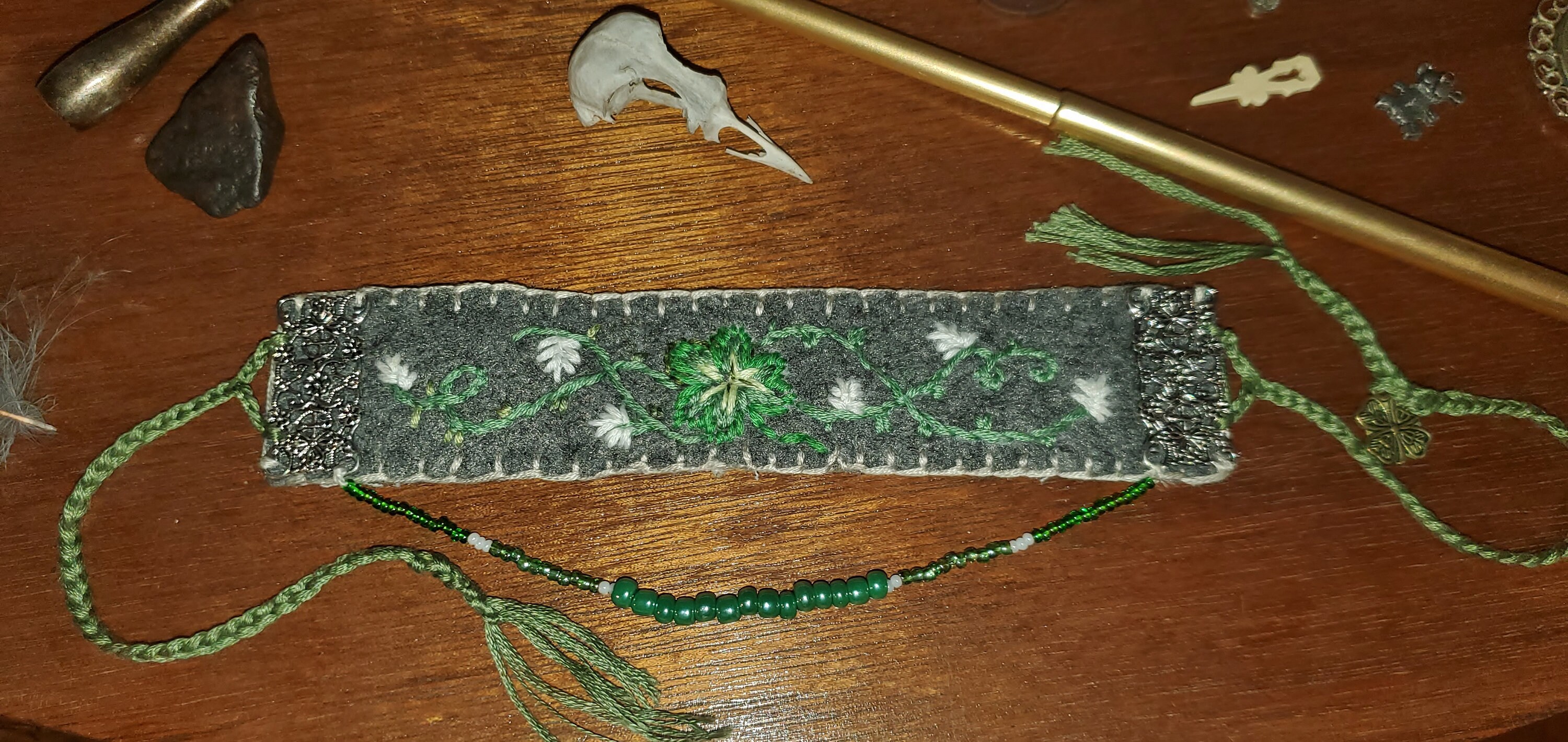 Hand Embroidered Beaded Strand Bracelet Shamrock Luck of the Irish ...