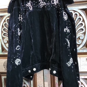 Celestial Zodiac Hand Embroidered Black Velvet Jacket Size Medium Star ...