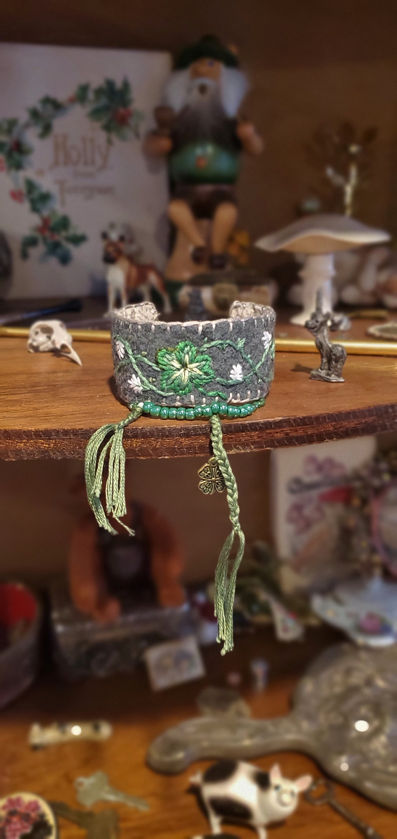 Hand Embroidered Beaded Strand Bracelet Shamrock Luck of the Irish ...