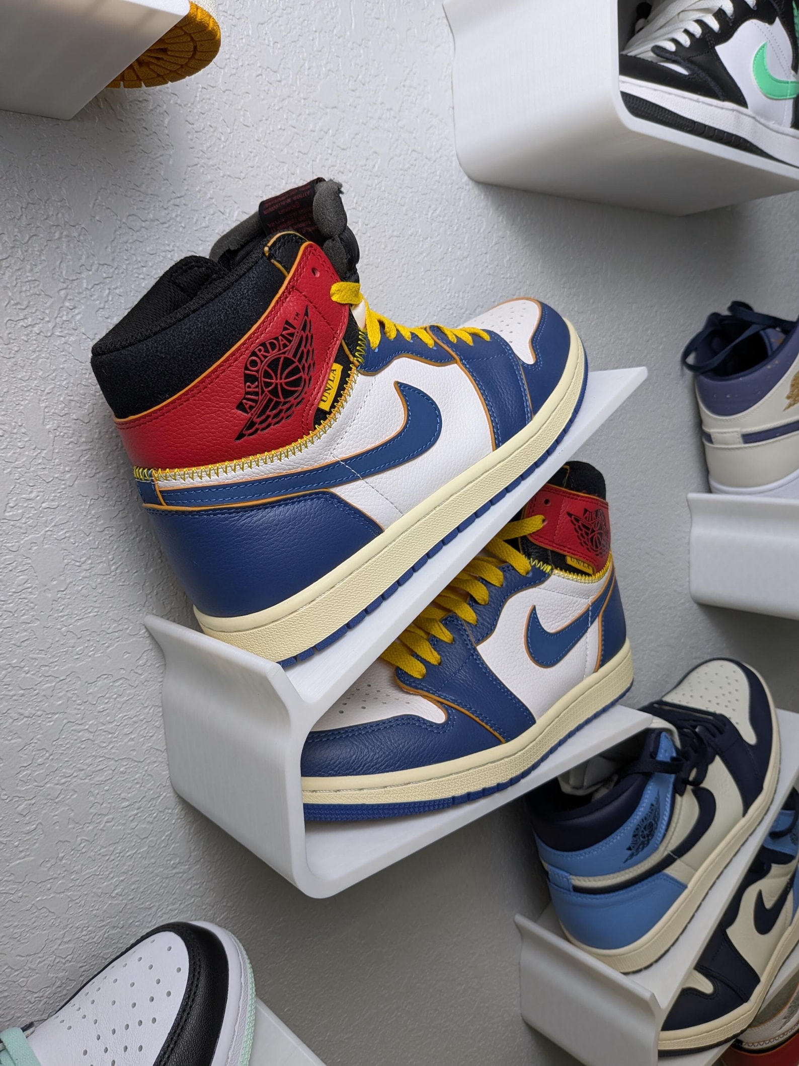 Sneaker Wall Mount - Floating Shoe Display Shelf for Collectors, 3D ...