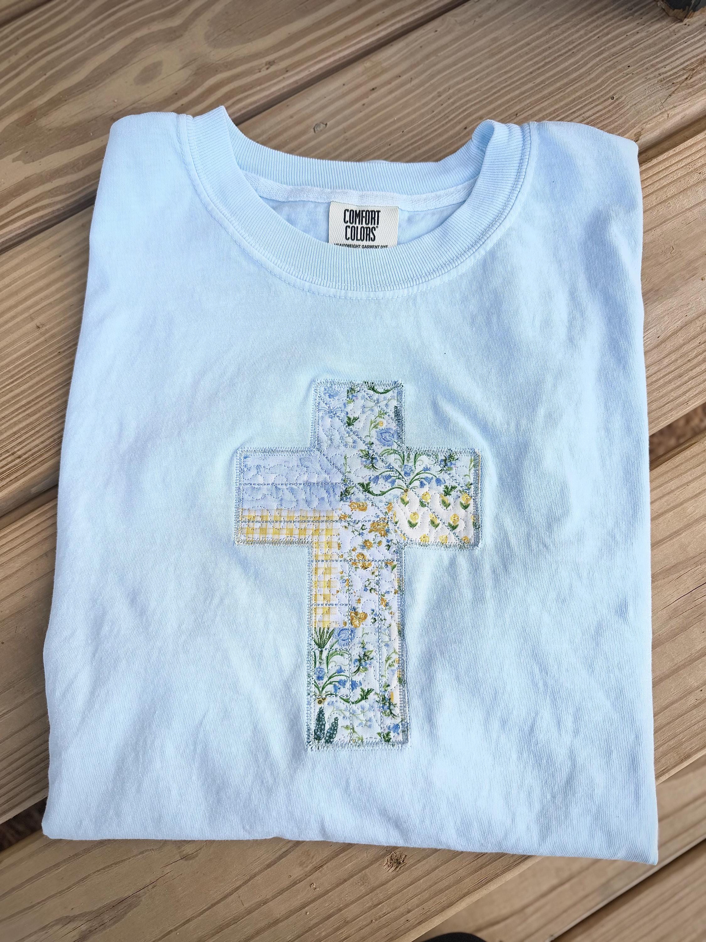 Patchwork Cross T-shirt, Quilted Sweatshirt, Vintage Look Clothing ...