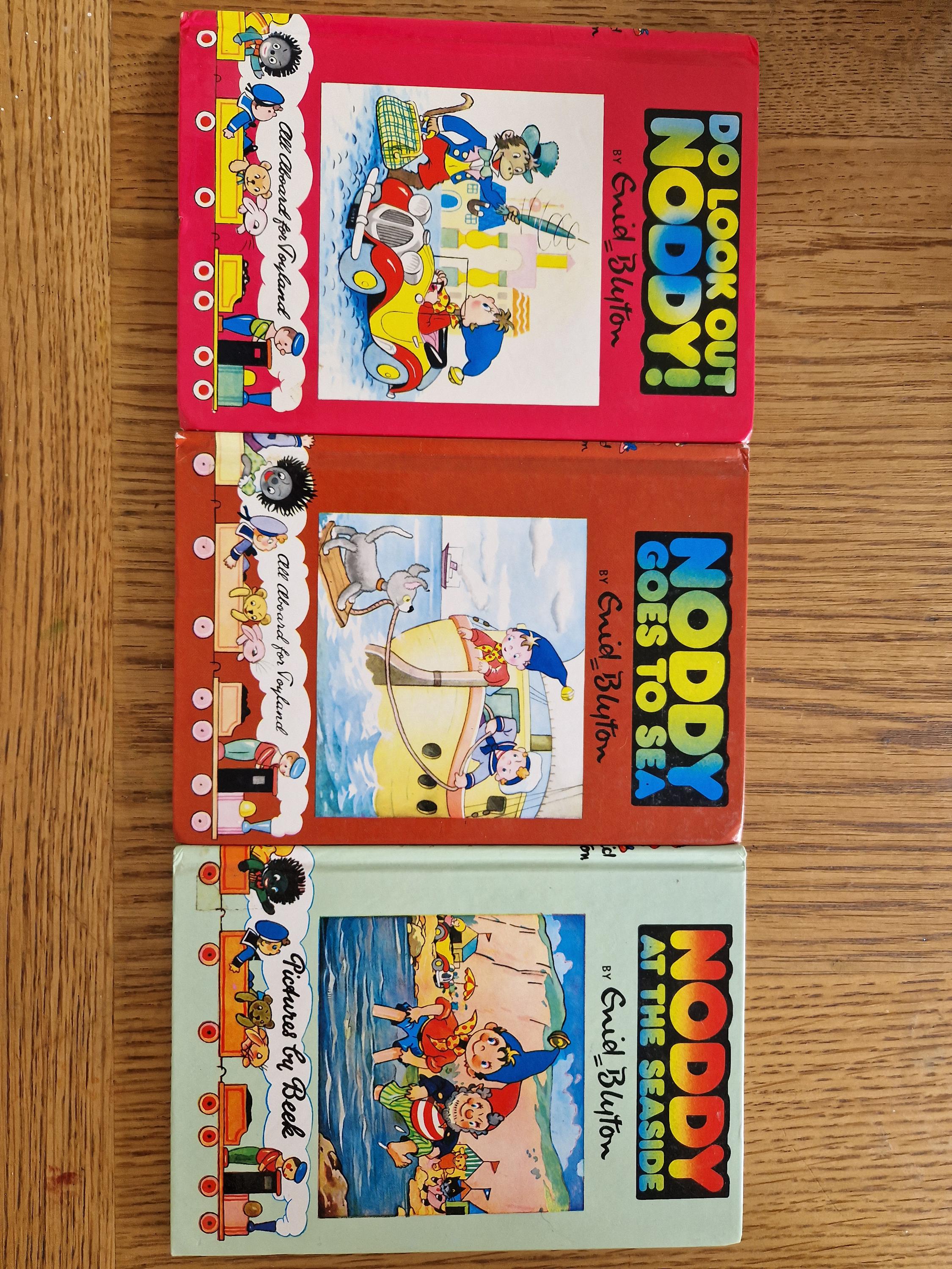 Vintage Childrens Book. Noddy at the Seaside, Noddy Library, Enid ...