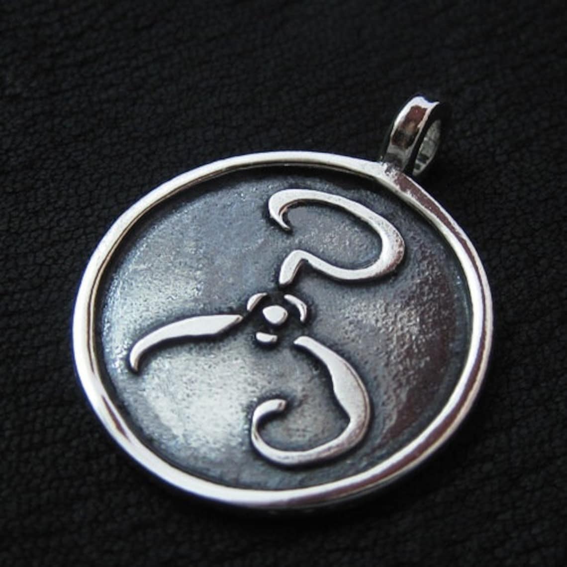 925 Silver Yellow Sign Pendant. Hastur King in Yellow Cthulhu Mythos ...