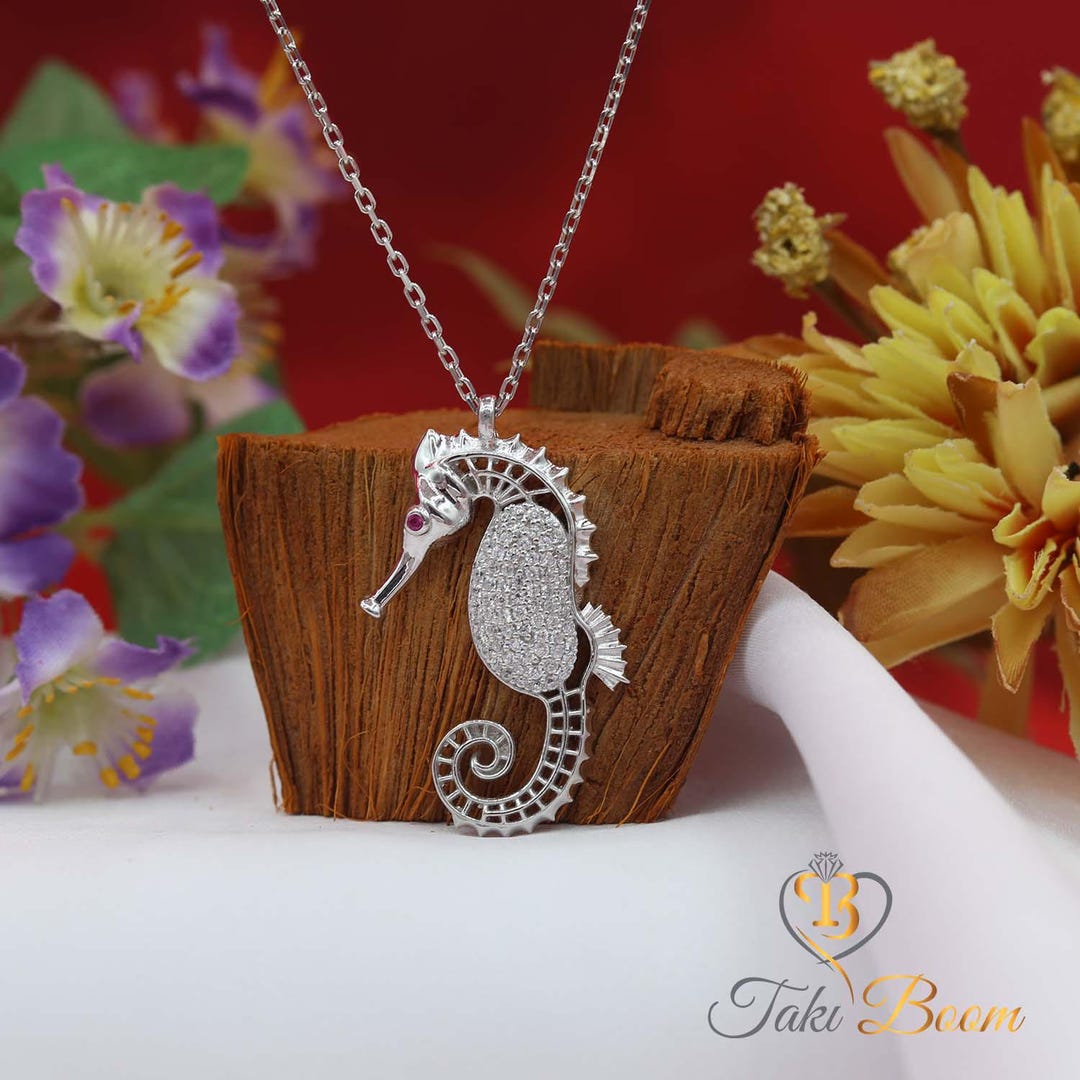 Women’s Exclusive Seahorse Necklace - Shiny White Zircon - Ocean-themed ...