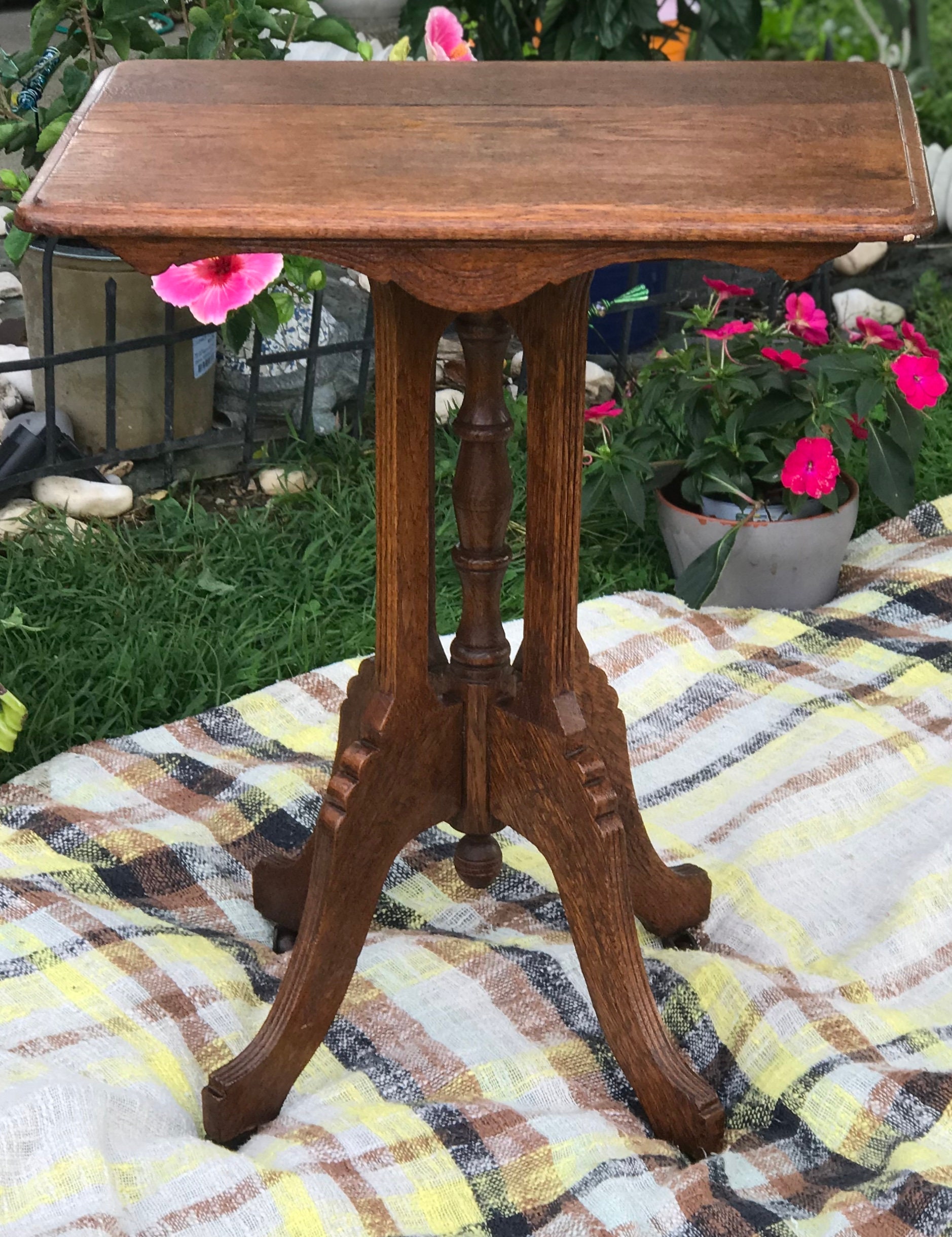 Antique Eastlake Parlor Table - Etsy
