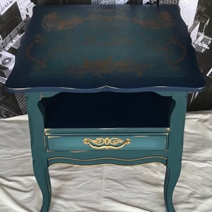 Hand Painted End Table or Nightstand - Etsy