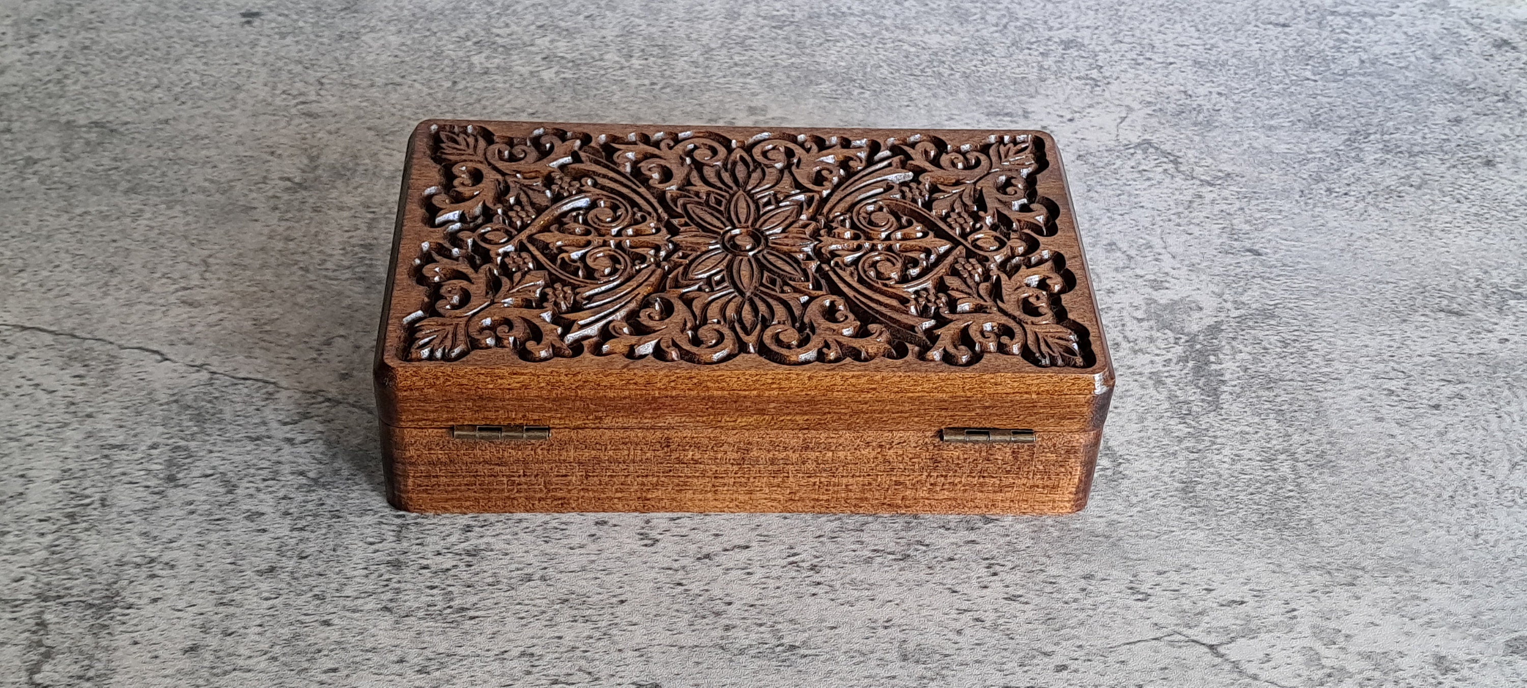 Decorative Carved Wood Locking Box With Key. Perfect for Jewerly ...