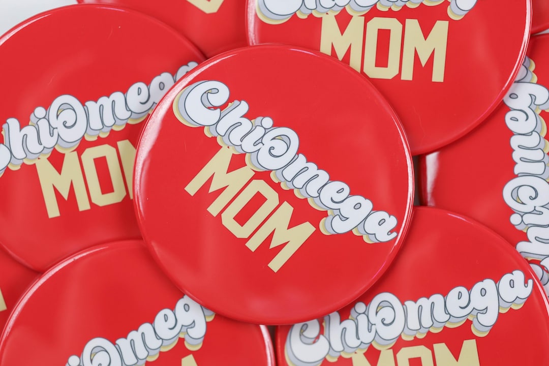 Chi Omega Mom Game Day Tailgate Buttons | Game Day Pins | College ...