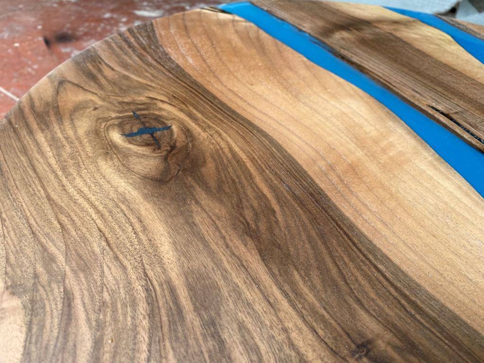 Blue Epoxy Walnut Wood Round Table Round Dining Table Round Coffee ...