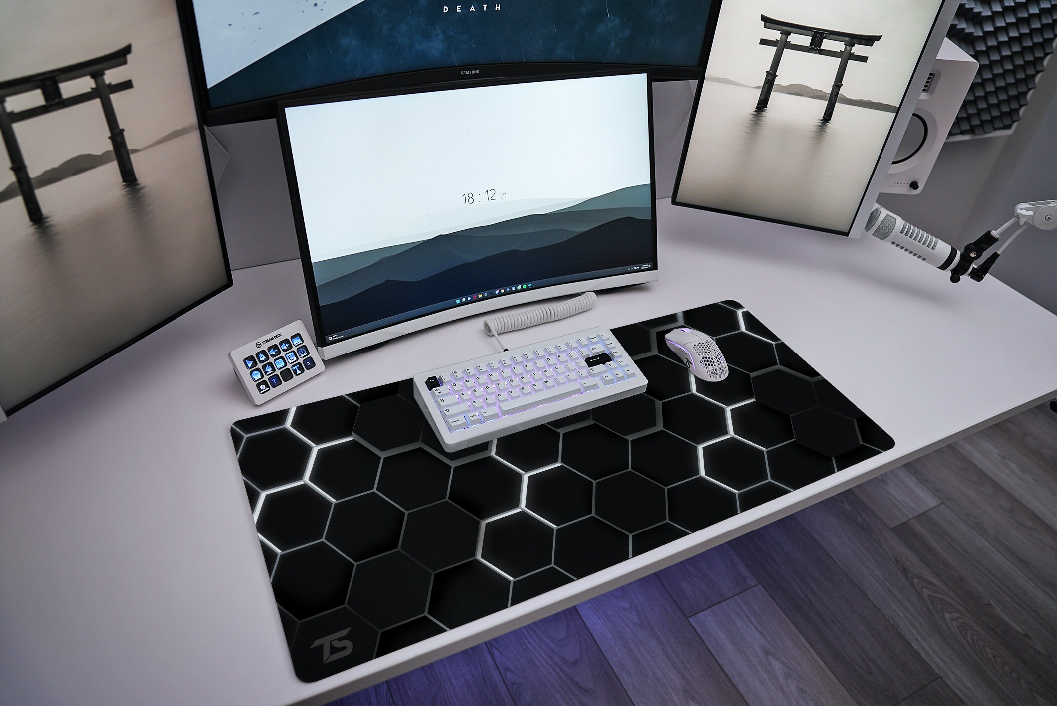 Techsource Mousepad Hex Black XL 900x400cm/36x16 With Stitched Edges, Nonslip Rubber Base ...