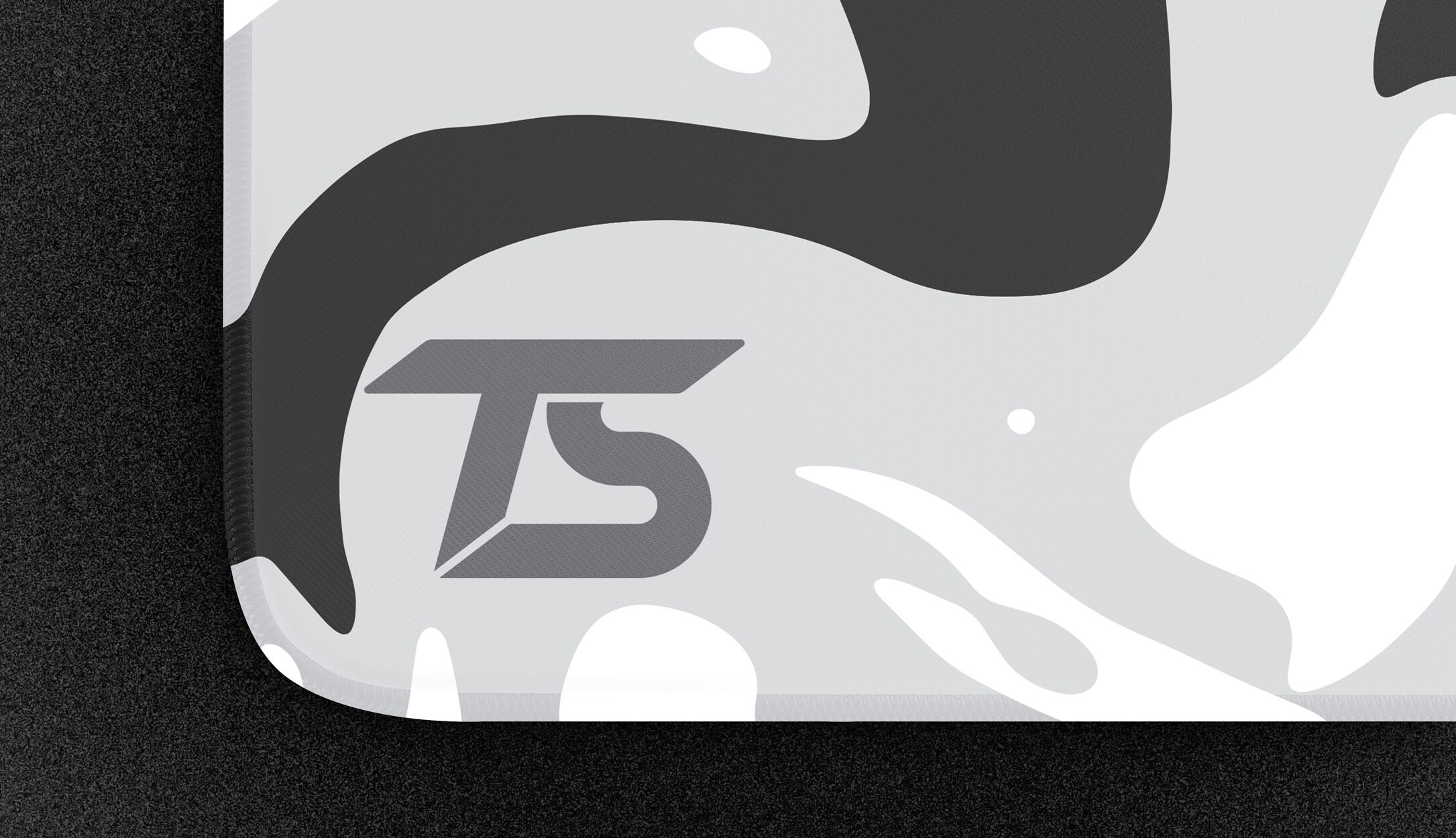Techsource Mousepad Camo Black XL 900x400cm/36x16 With Stitched Edges ...