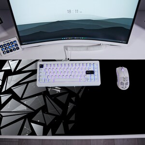 Techsource Mousepad Black Nexus XL 900x400cm/36x16 With Stitched Edges ...