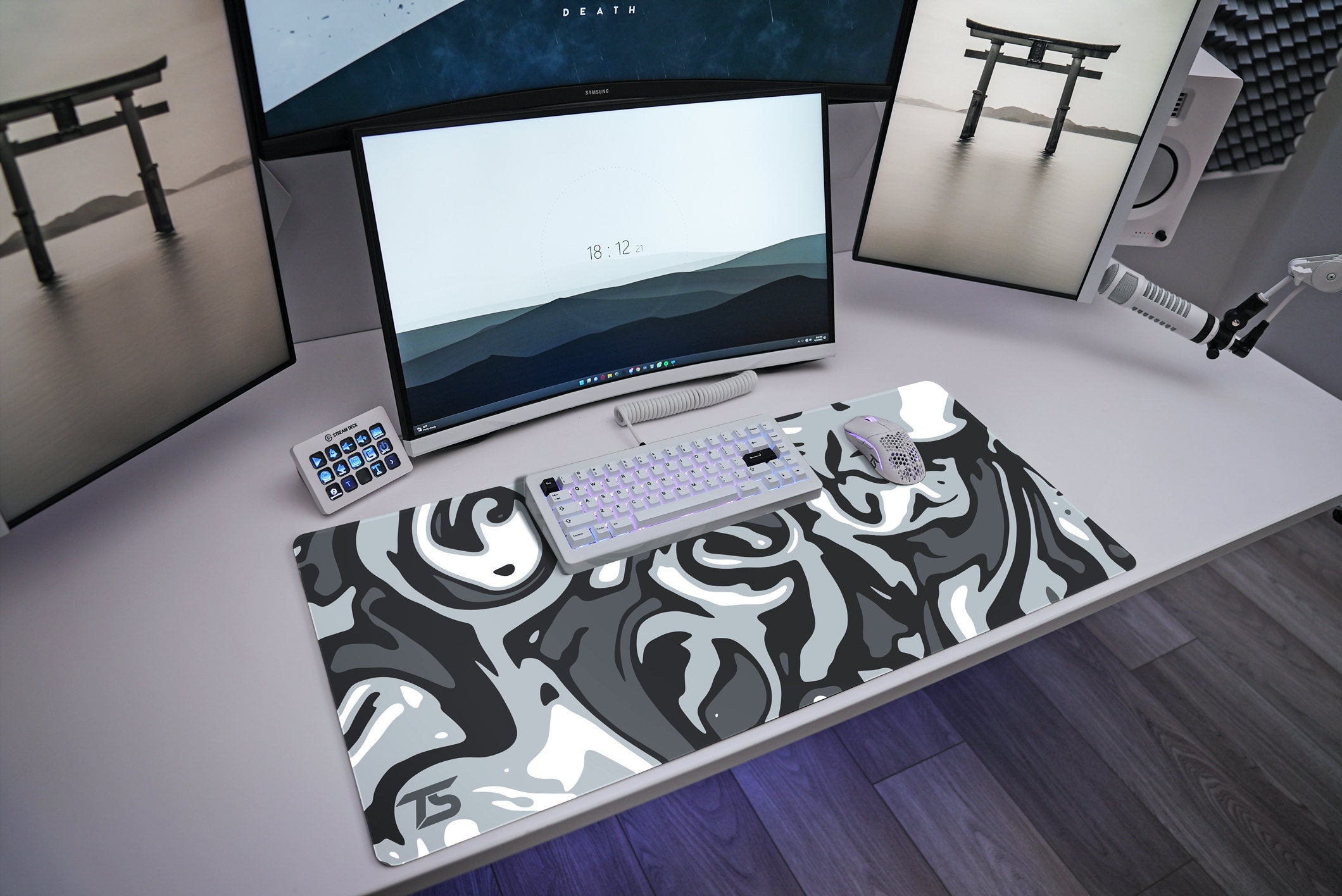 Techsource Mousepad Camo Black XL 900x400cm/36x16 With Stitched Edges ...