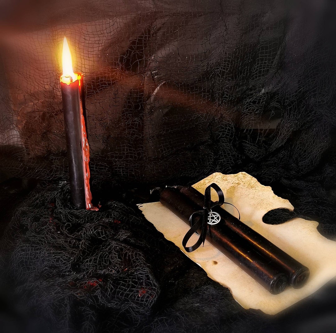 Black Bleeding Candles, a Pack of 3, Halloween Party Ideas, Witch ...