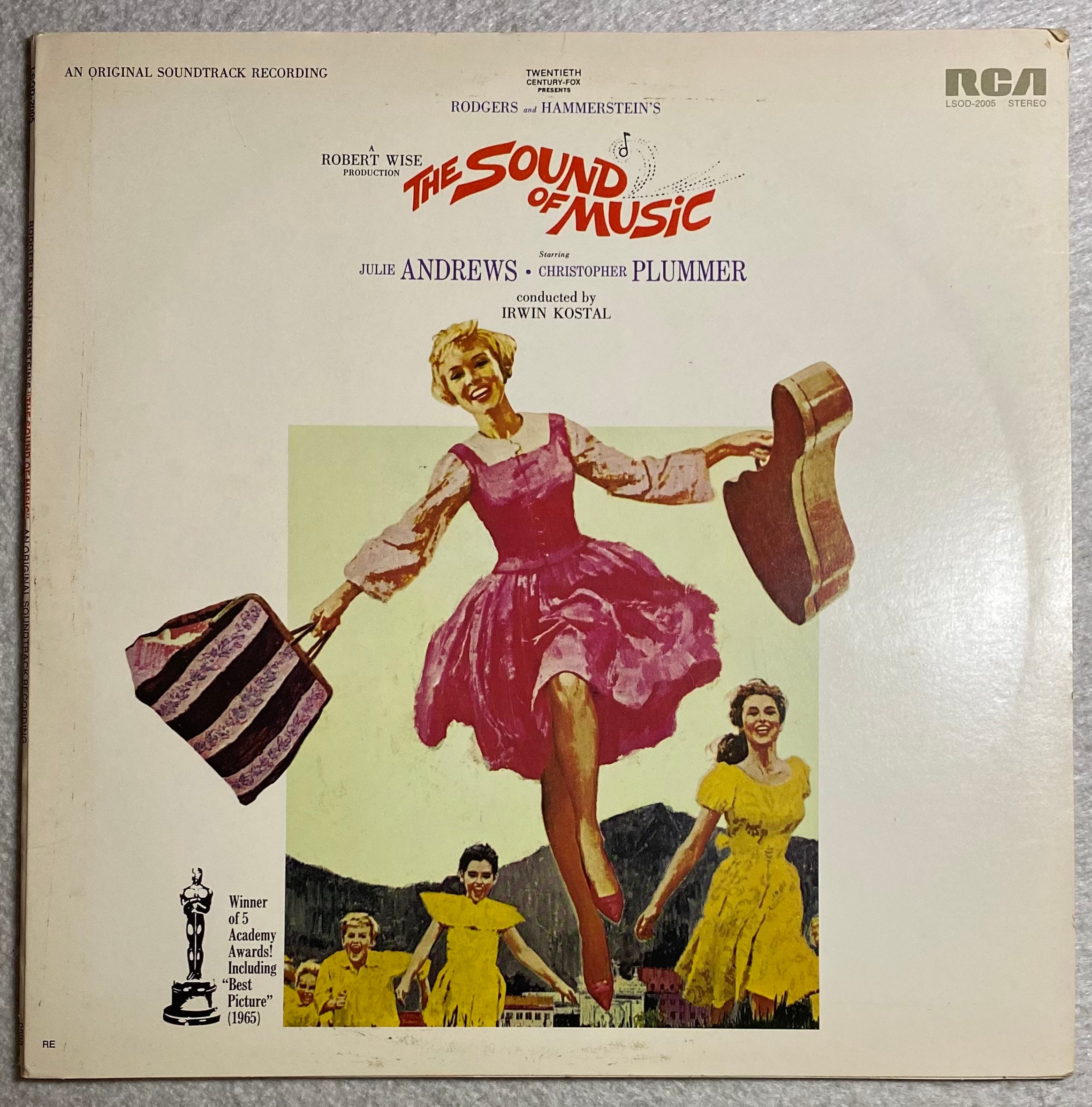 Julie Andrews And Christopher Plummer Dance