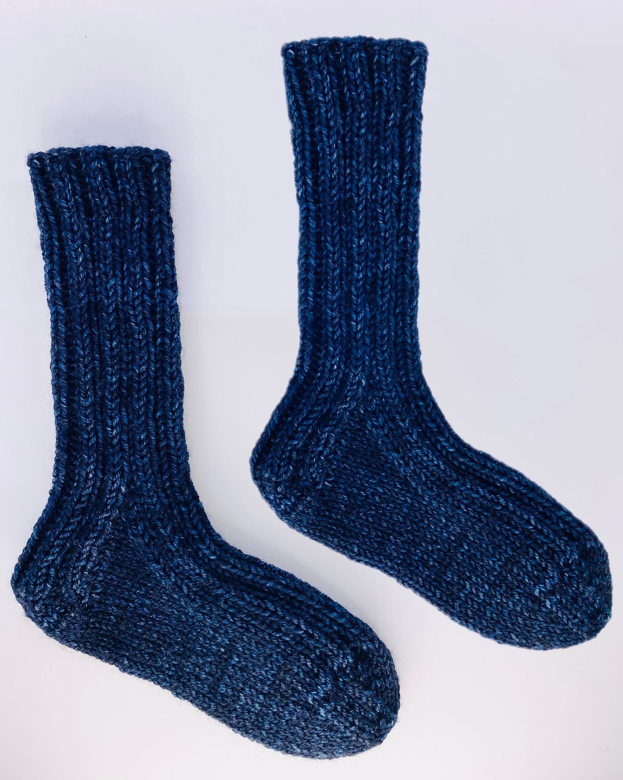 Easy Beginner Sock Knitting Pattern for Cuffed Sock, Ribbed Socks ...