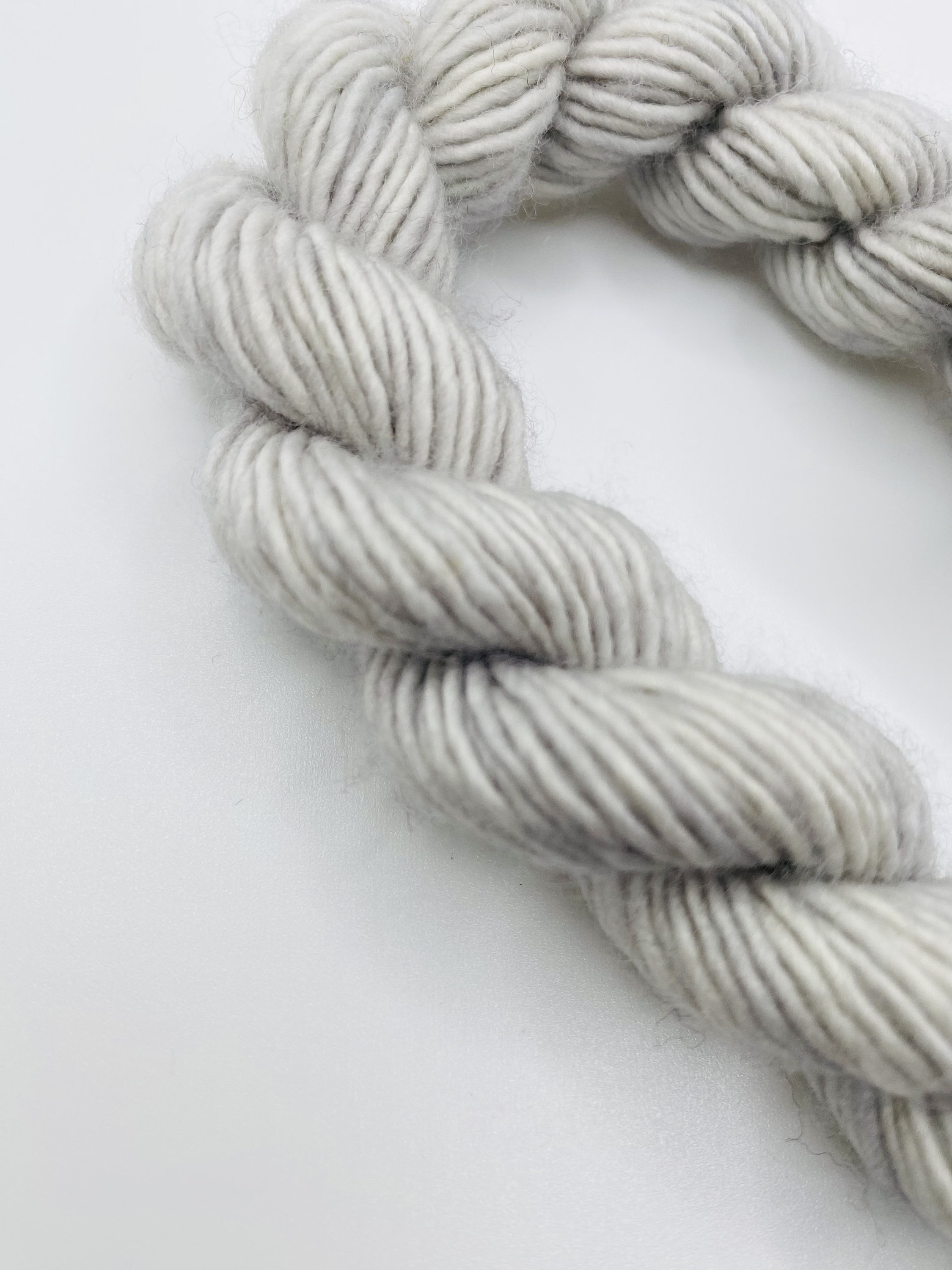 Madelinetosh Tosh Unicorn Tails Merino Light Hand Dyed Superwash Merino ...