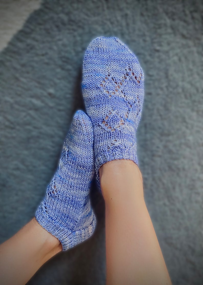 Lace Socks Knitting Pattern, Elegant Ankle Socks (PDF Download) - Etsy