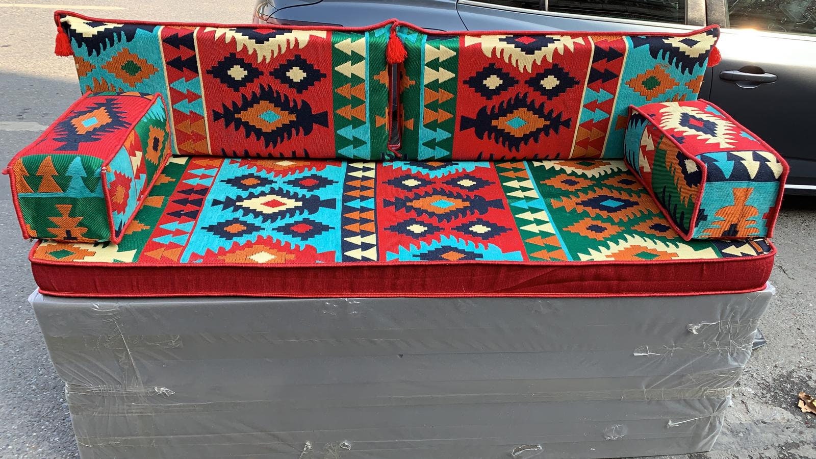 Natural Furniture, Small Home Decor, Floor Seating Sets, Y2K Nostalgic ...