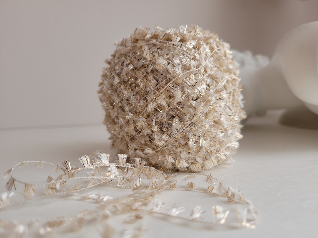 Gilded Metallic Flag，yarn Gold Cream - Polyester, Metallic Lurex - 50 ...