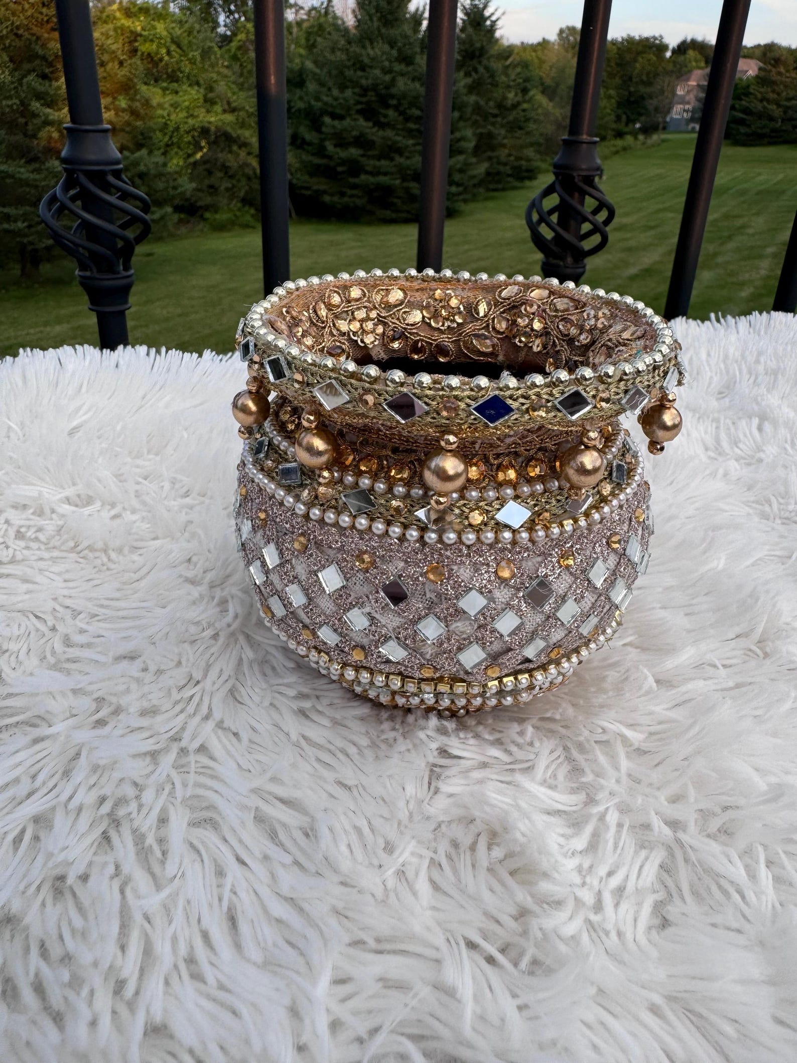 Decorative Large Kalash, Decorative Mirror Matki, Gold Matki, Puja ...