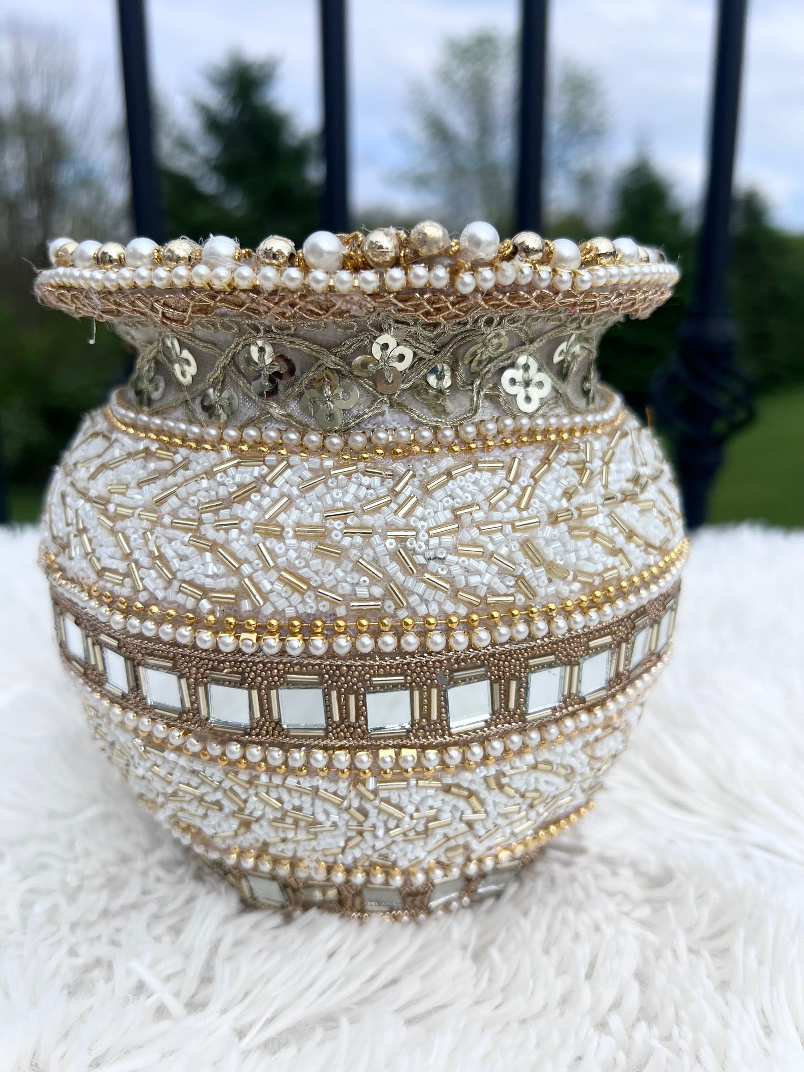 Decorative Large Kalash, Decorative Mirror Matki, Gold Matki, Puja ...
