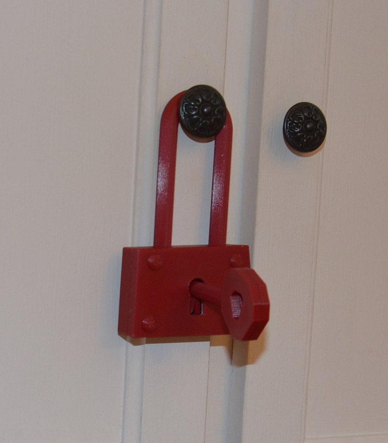 Hello Neighbor working Lock and Key - Etsy
