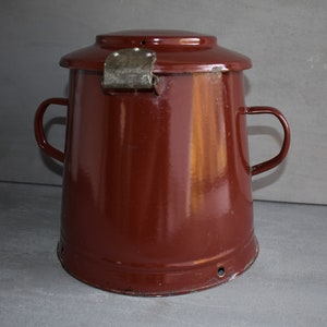 Enameled Bucket With Lid, Brown Enameled Bucket, Buckets in Which ...