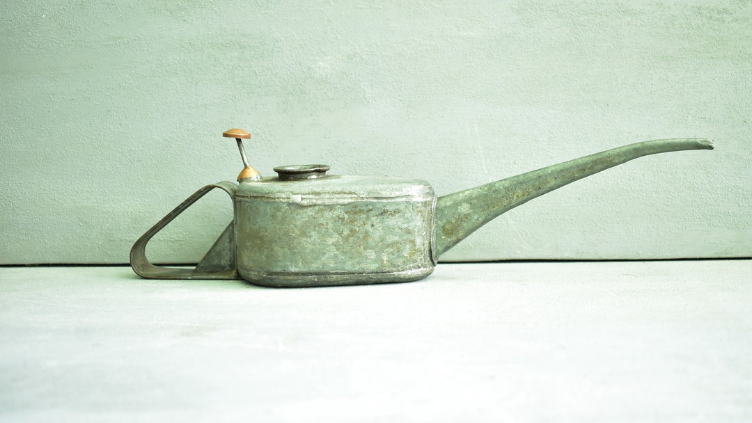 Oil Can, Antique Oiler, Working Oil Can, Vintage Oil Can, Metal Oil Can ...