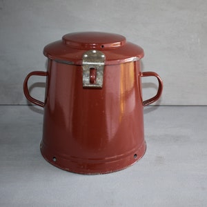 Enameled Bucket With Lid, Brown Enameled Bucket, Buckets in Which ...