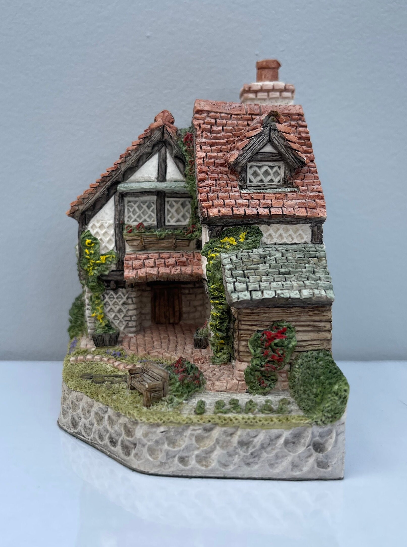 Gardeners Cottage Miniature Cottage by David Winter - Etsy