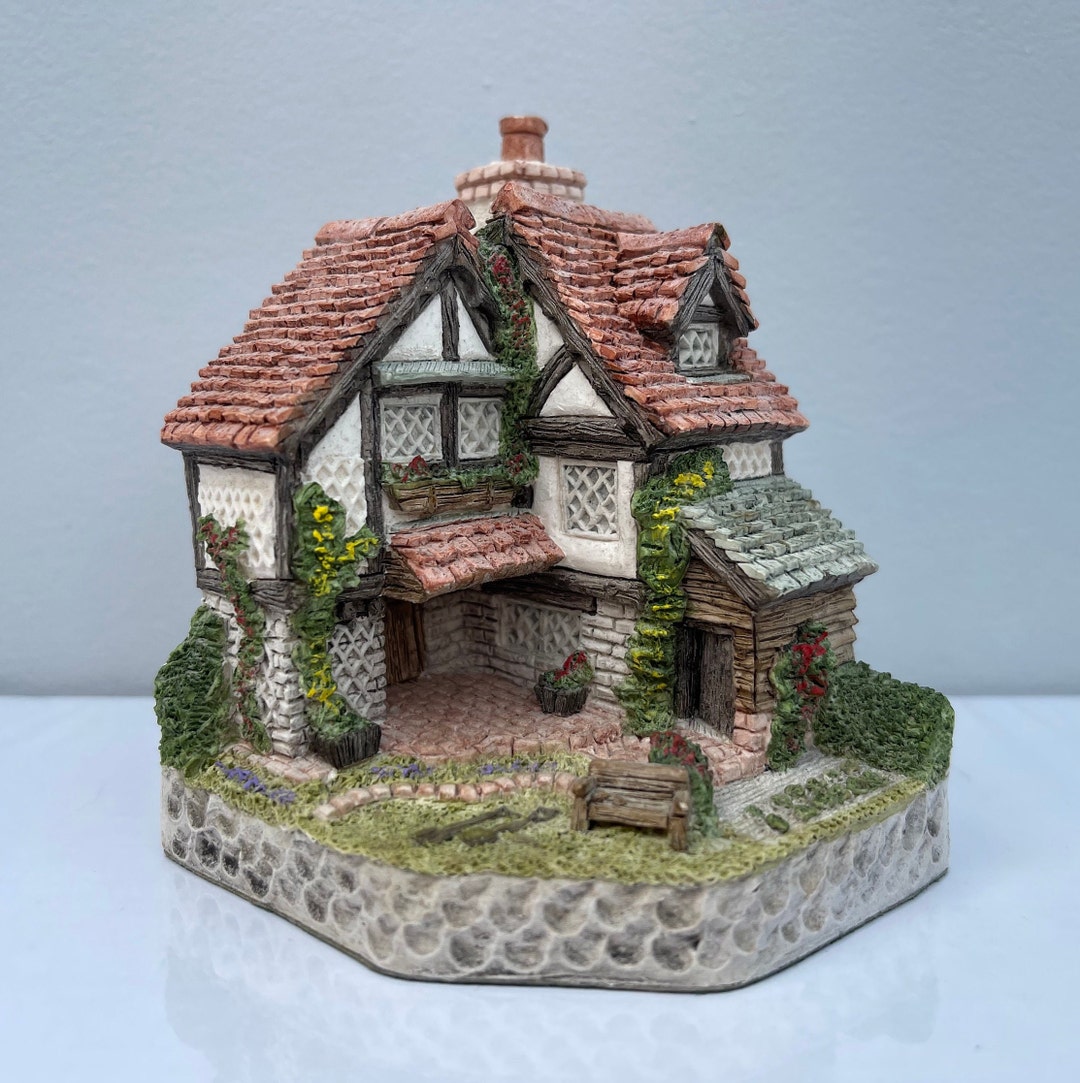 Gardeners Cottage Miniature Cottage by David Winter - Etsy