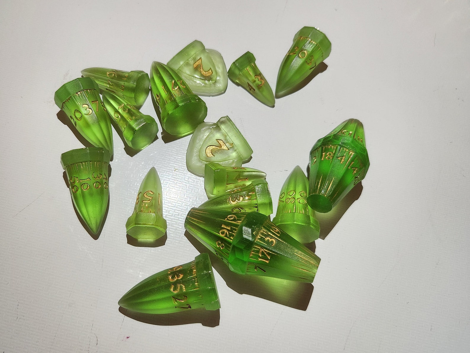 Dragon Jaw Bone Dice Holder/ Dragon Tooth Dice Set - Etsy UK