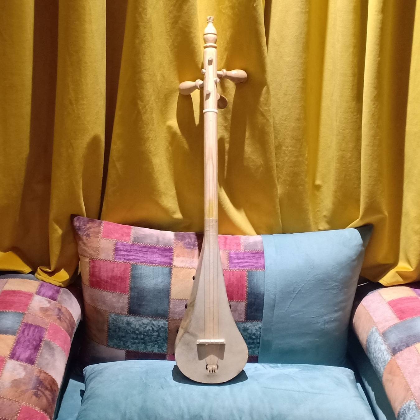 Luth Berbère Marocain LOUTAR Amazigh Traditionnel Guenbri à 4 Cordes ...