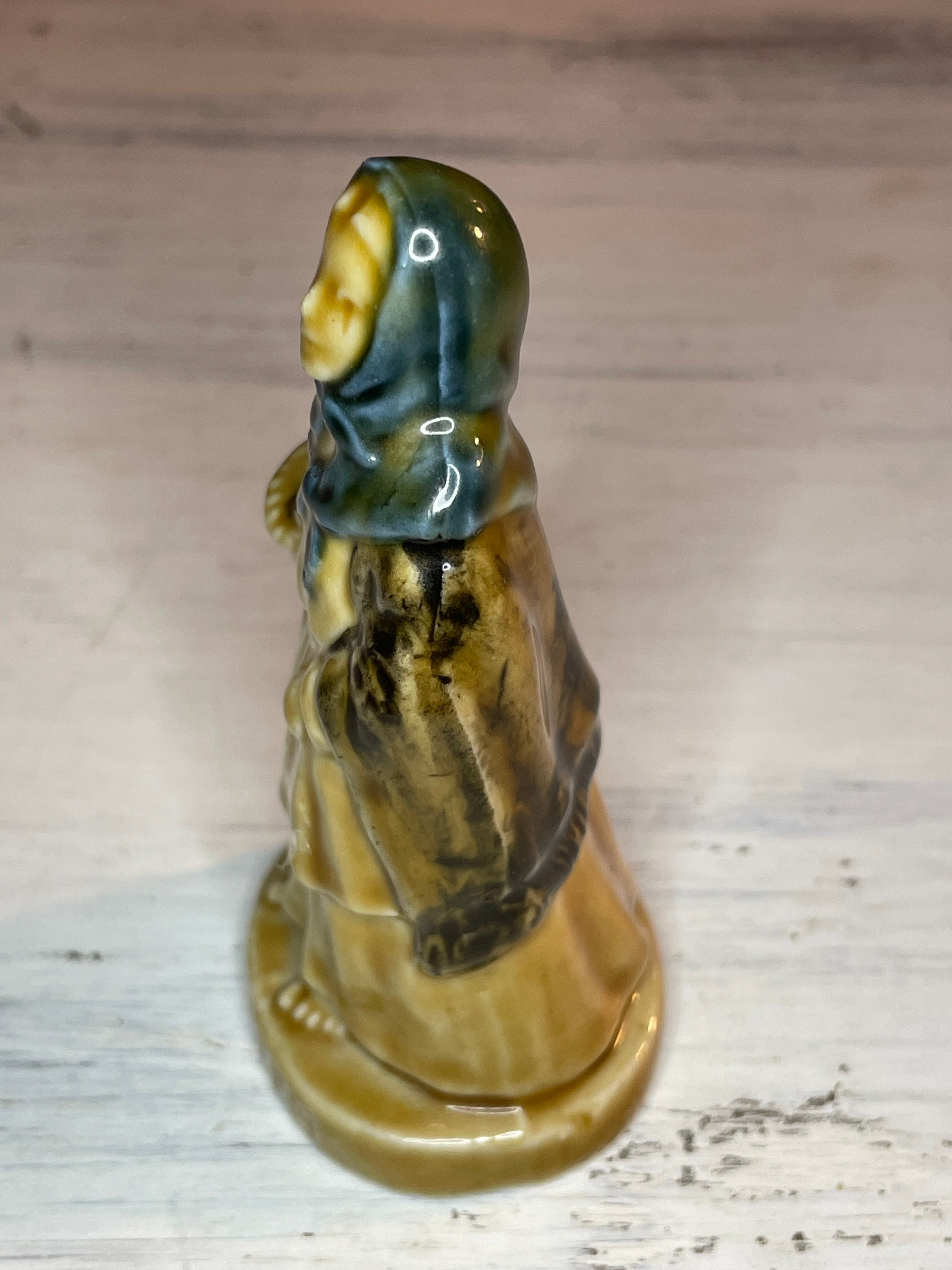 Wade Irish Folk Character Figures Kathleen - Etsy