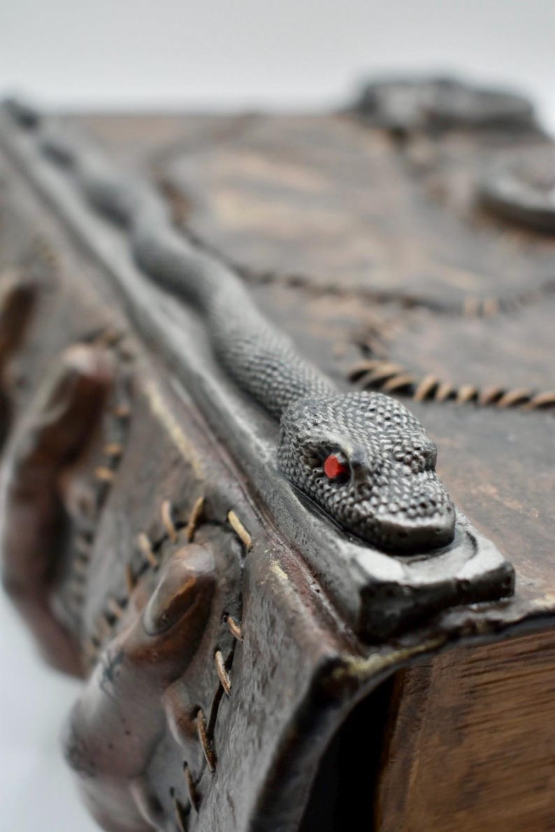 Hocus Pocus Book Spine Snakes - 3D Print STL File - Etsy