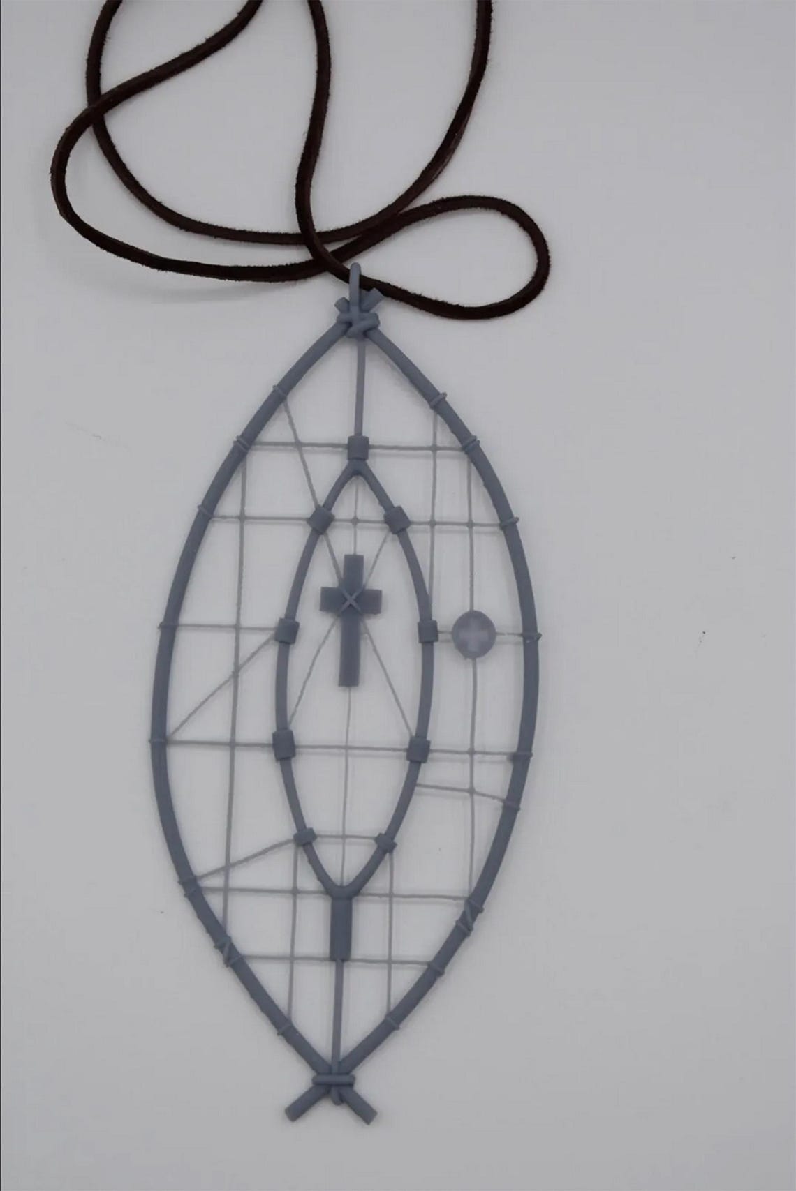 Map Necklace STL File – Inspired by the Hunchback of Notre Dame - Etsy