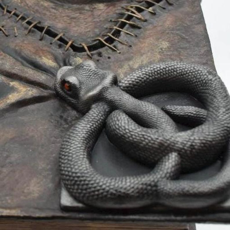 Hocus Pocus Book Corner Snakes - 3D Print STL File - Etsy