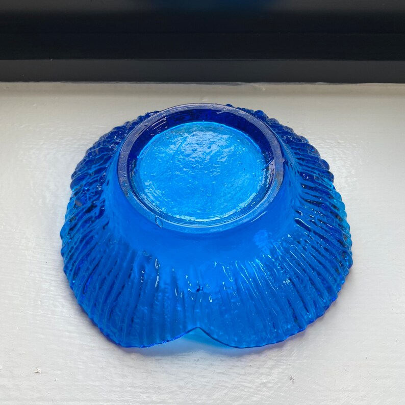 Vintage 1960s Blenko 625M Petal Bowl Blue Handblown Textured - Etsy