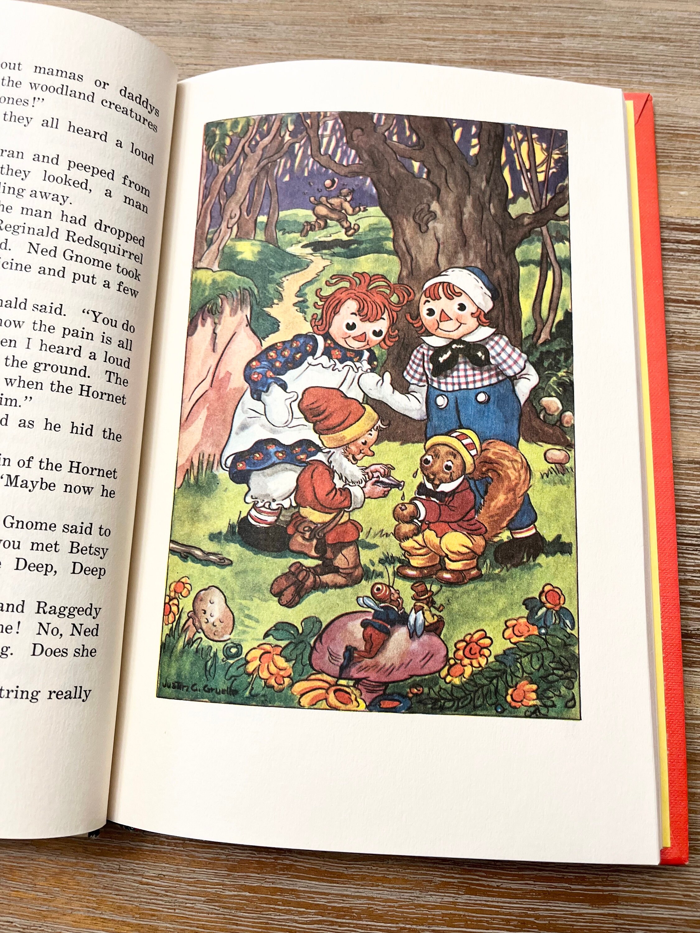 1960 Raggedy Ann and Betsy Bonnet String by Johnny Gruelle - Etsy