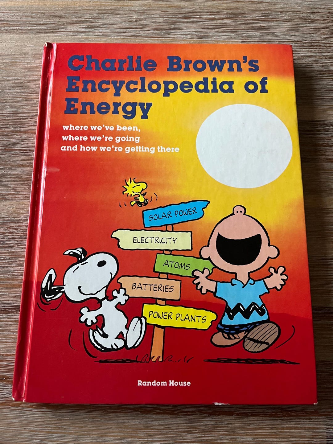 1982 Charlie Browns Encyclopedia of Energy - Etsy